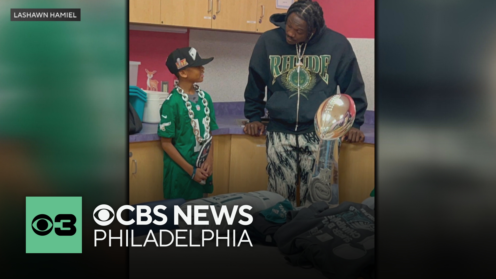 Eagles wide receiver A.J. Brown visits Philadelphia plane crash victim ...