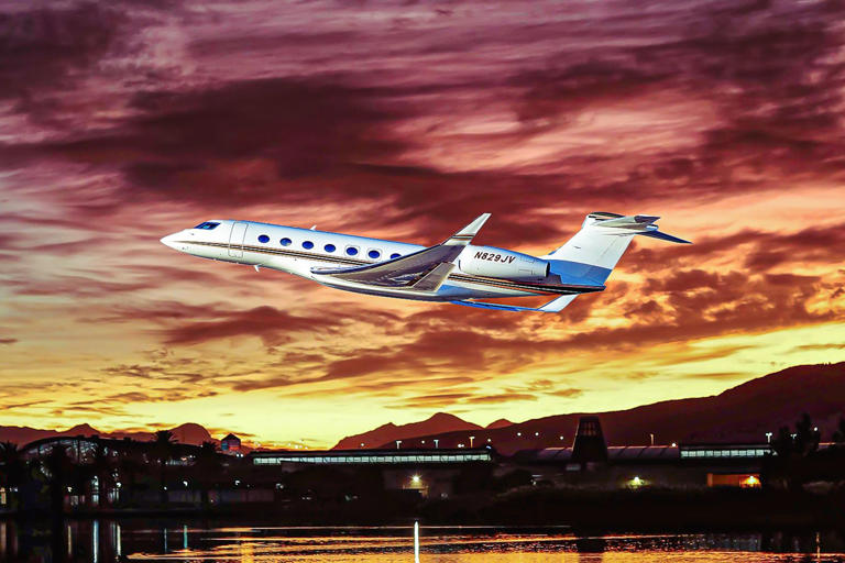 What Private Jets Does Nike Own And Operate?