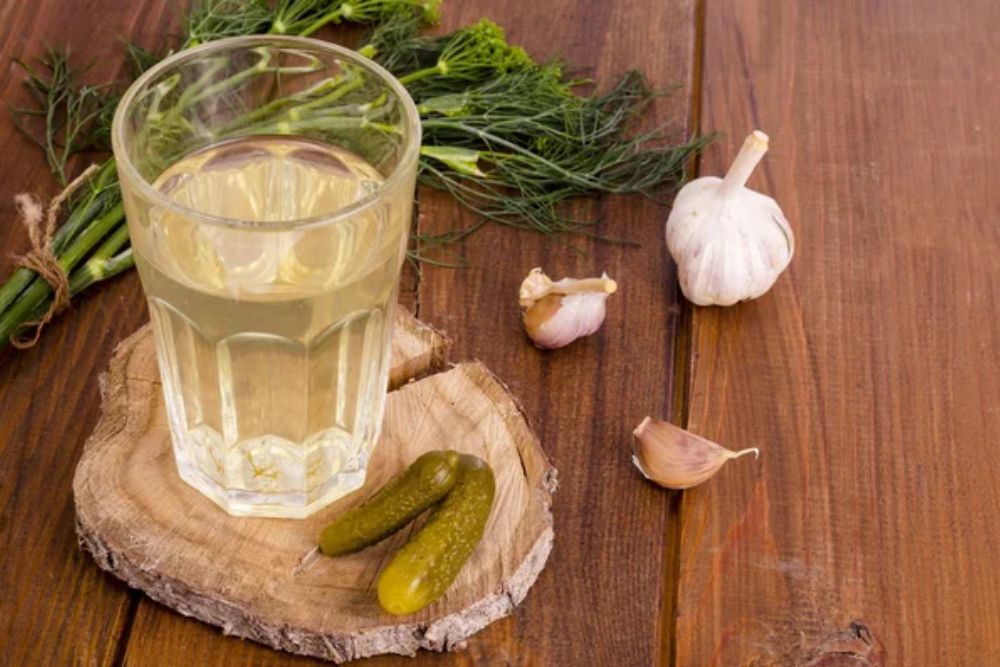 22 Unexpected Health Benefits of Drinking Pickle Juice