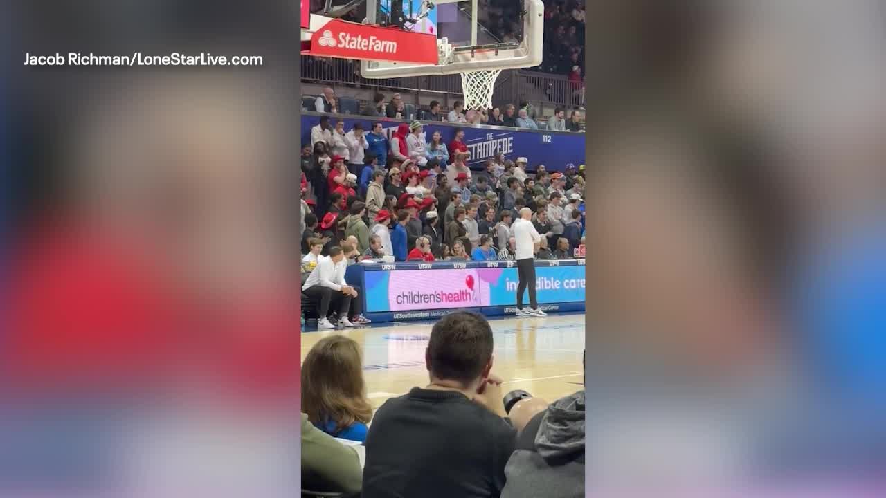 SMU students chant 'Fire Nico' at Dallas Mavericks GM