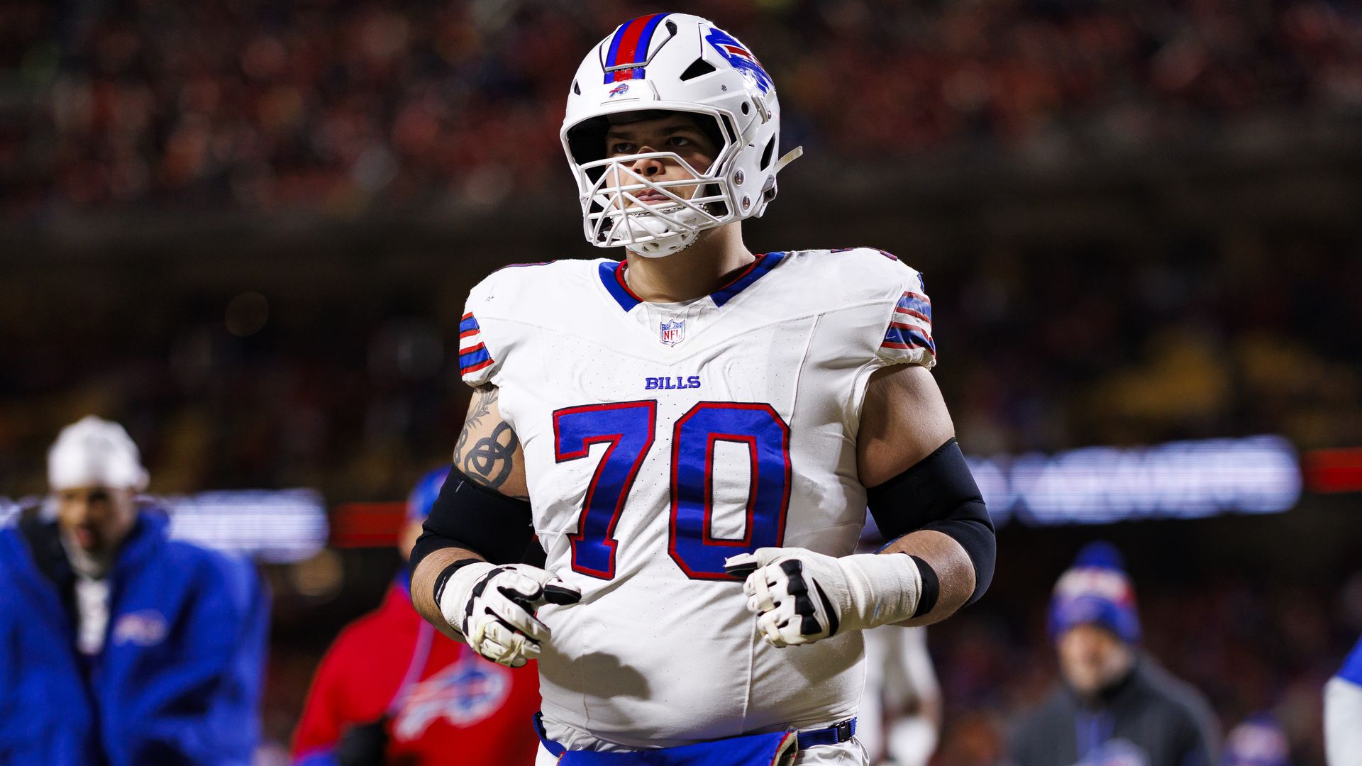 Number 70 is eligible: Bills re-sign sixth OL Alec Anderson