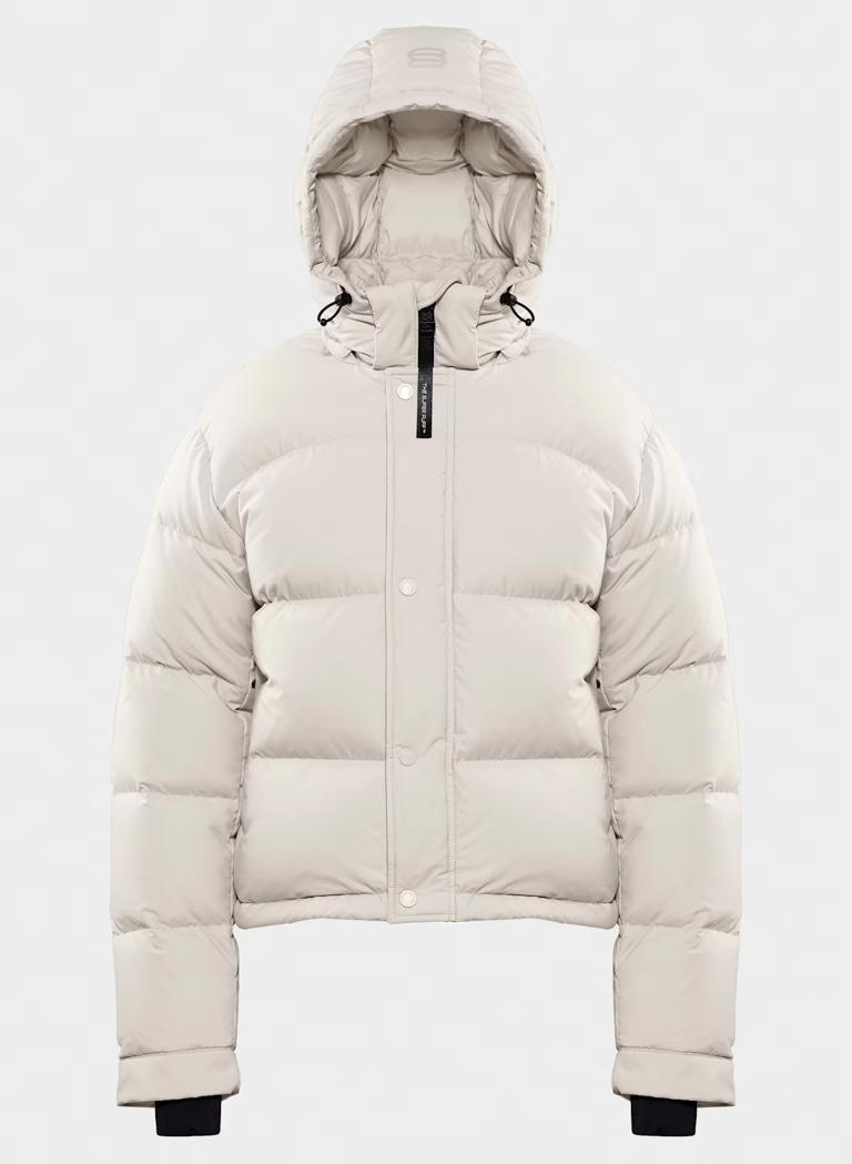 Meghan Markle's Favorite Aritzia Super Puff Comes With an Army of ...