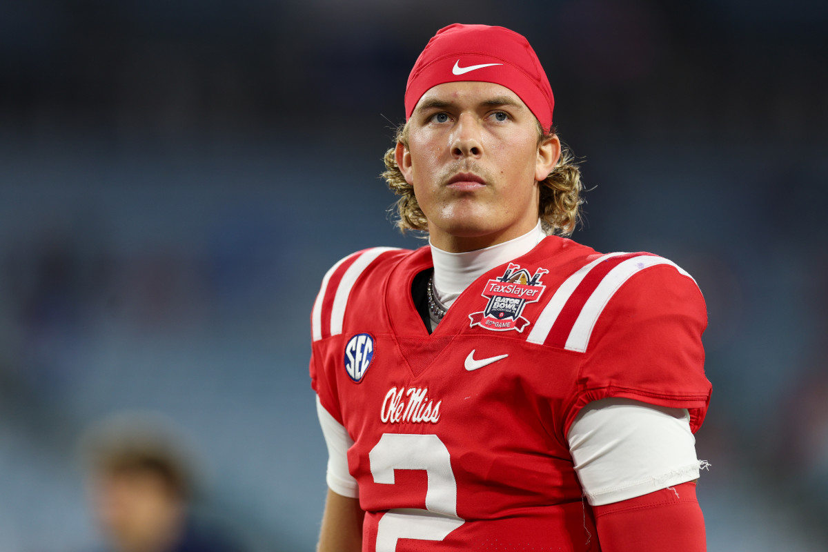 Jaxson Dart Named Best Choice to Replace Future Hall of Fame QB