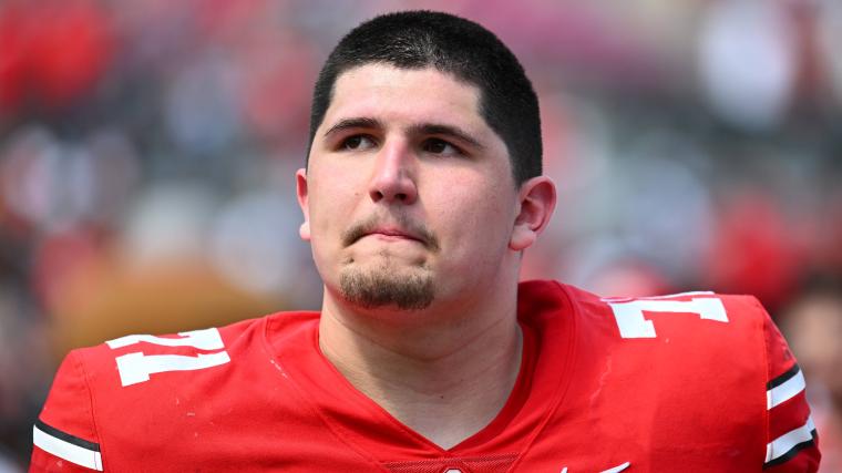 UNLV football player dies at 21: Latest news, updates on Rebels lineman ...