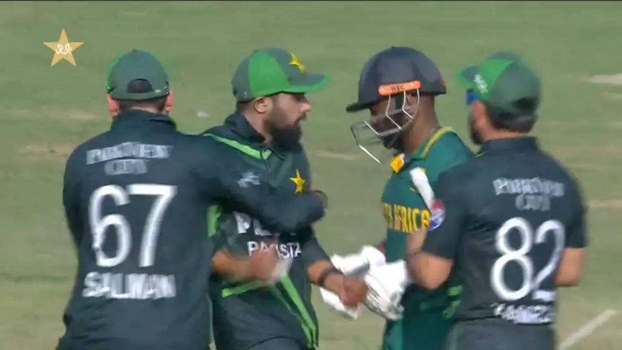 Pakistan draw flack for over-the-top celebrations in Temba Bavuma's ...