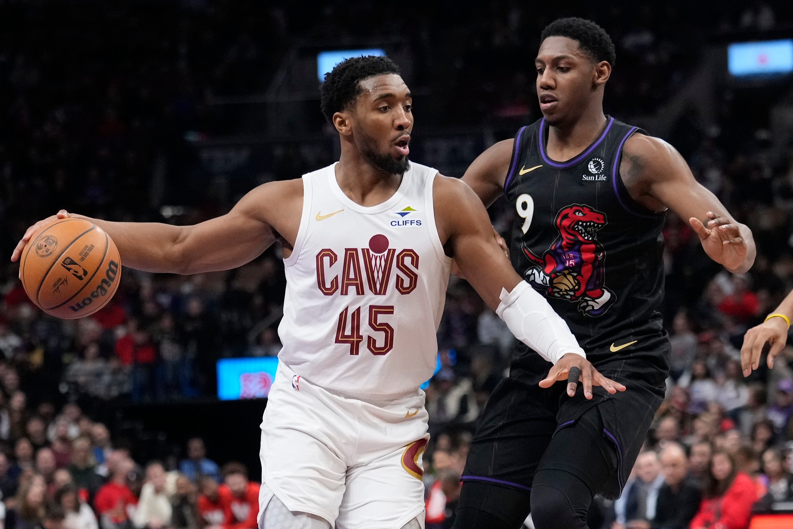 Donovan Mitchell powers balanced Cavaliers to rout of overmatched Raptors