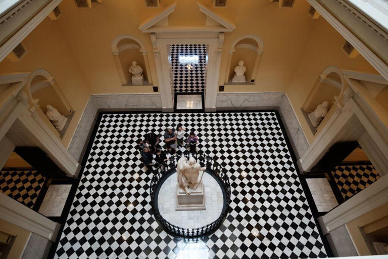 Report outlines economic stakes of right-to-work repeal