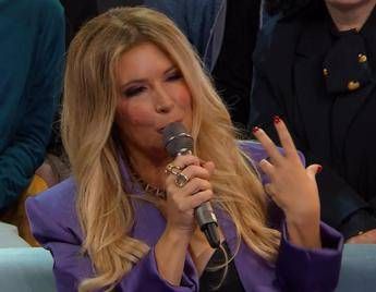 Sanremo 2025, Lucarelli: "Bianca Balti interessante, Malgioglio non è ...