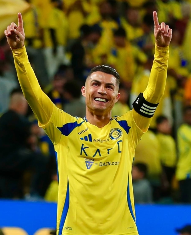 'Si(p)uuuuuuuu(k)!' 하루 10억 버는 호날두, 메시 이겼다! 2년 연속 스포츠선수 수입 1위