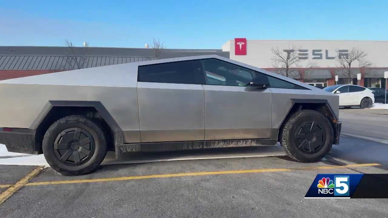 Trump Administration puts hold on electric vehicle federal funding