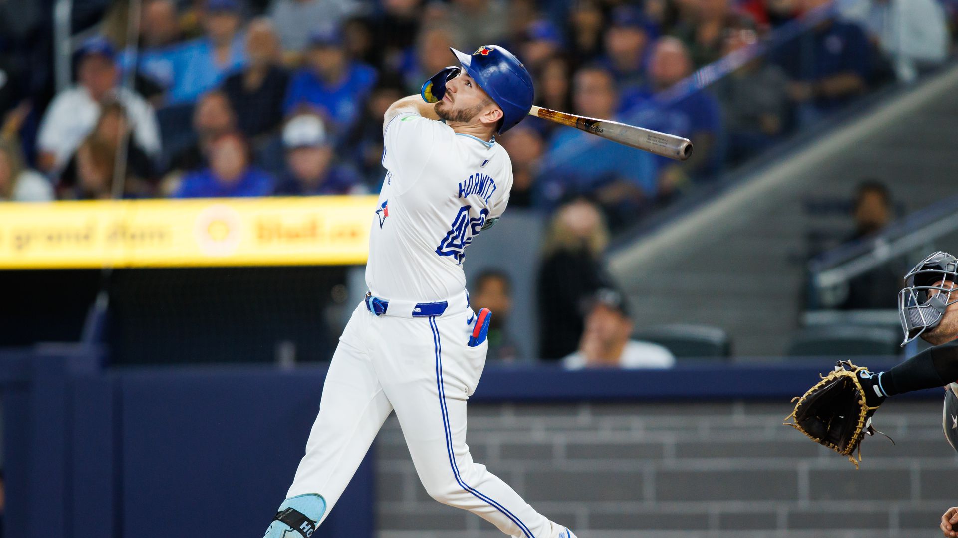 Pirates first baseman Spencer Horwitz likely out all spring training