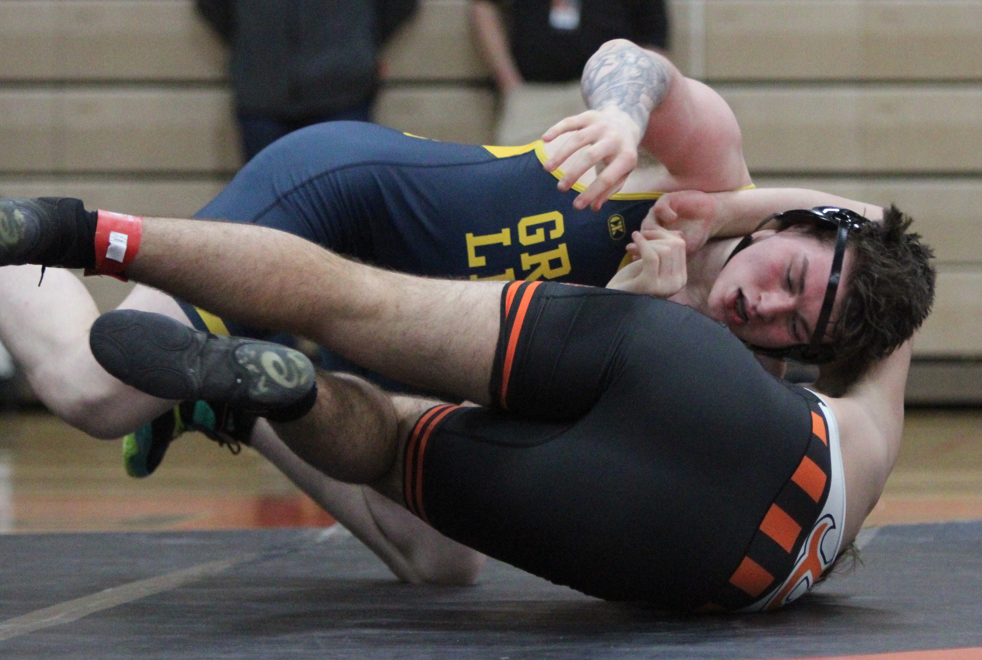 Grand Ledge state champion wrestler Logan Tollison signs with Michigan ...