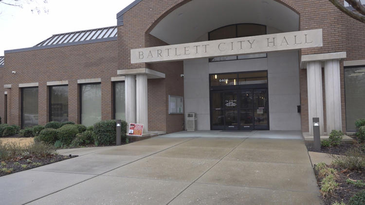City of Bartlett officials deny building permit for mosque, sparking ...