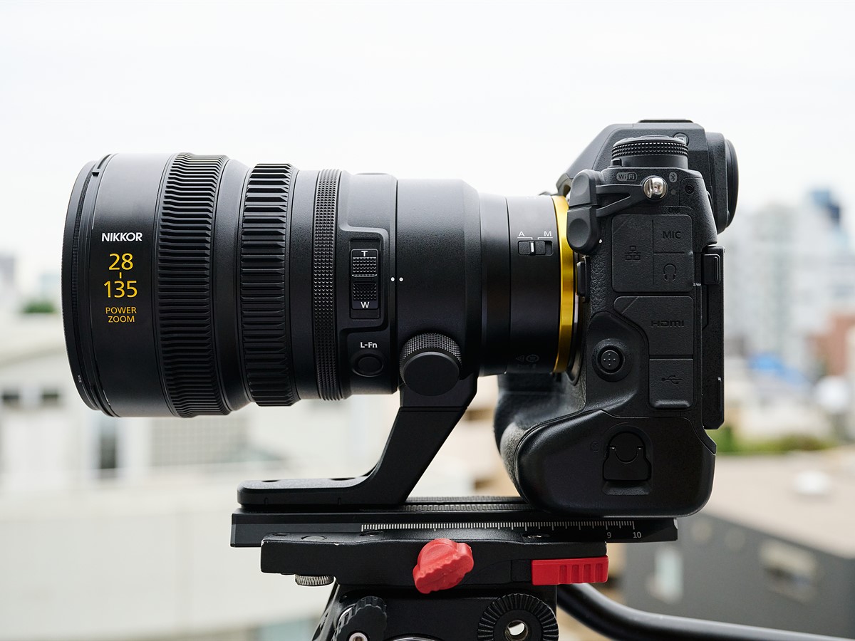 Nikon's new power zoom lens is made for video