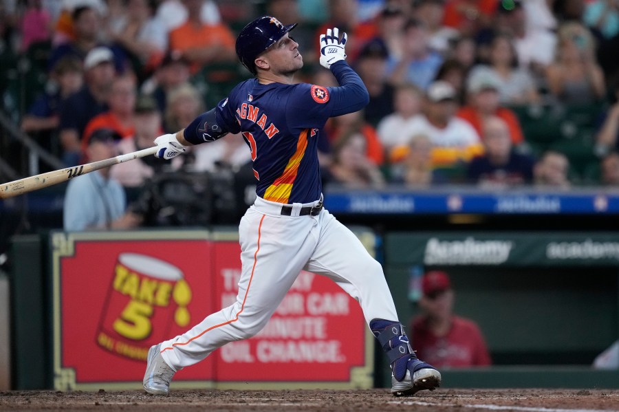 Reports: Alex Bregman passes over Cubs, signs with Red Sox