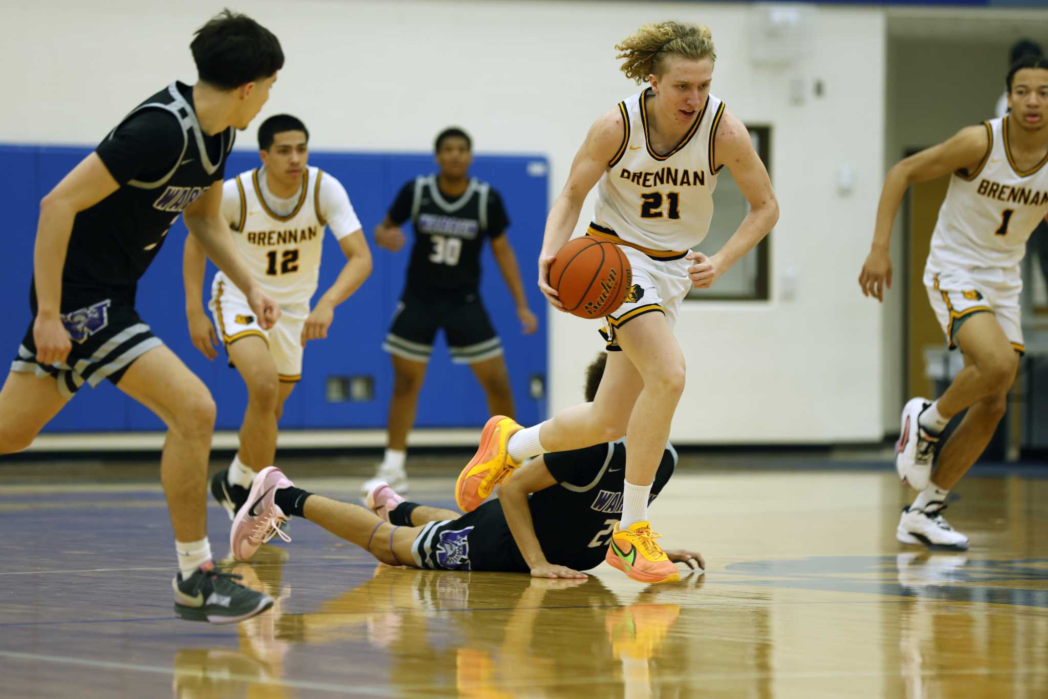 Brennan finishes as No. 1 team in E-N boys basketball rankings, Judson ...