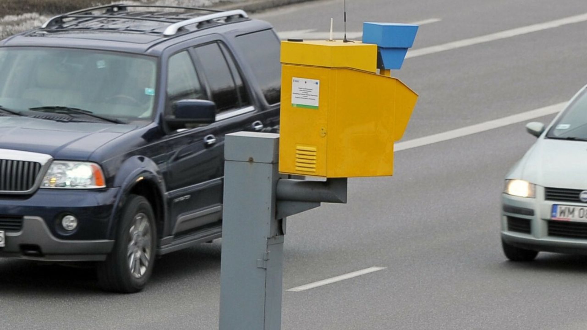 Ten fotoradar to prawdziwy kosiarz mandatów. W tym miejscu kierowcy wpadają jeden po drugim