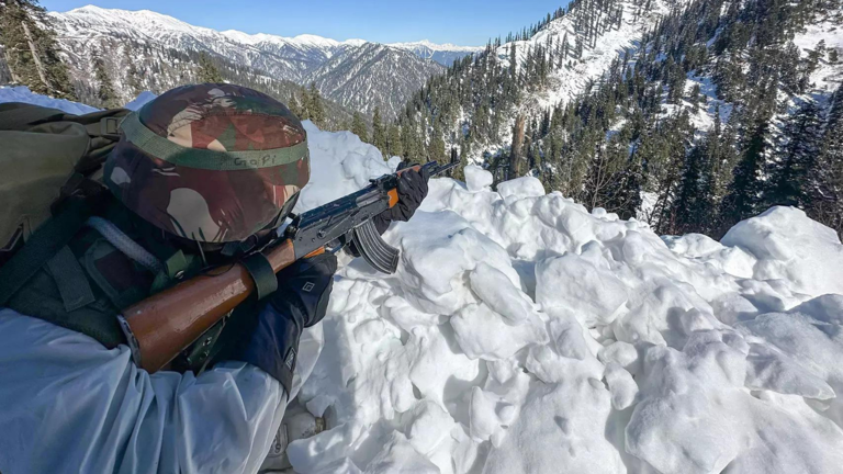 'Ceasefire at LoC intact': Army refutes reports of instability at India ...