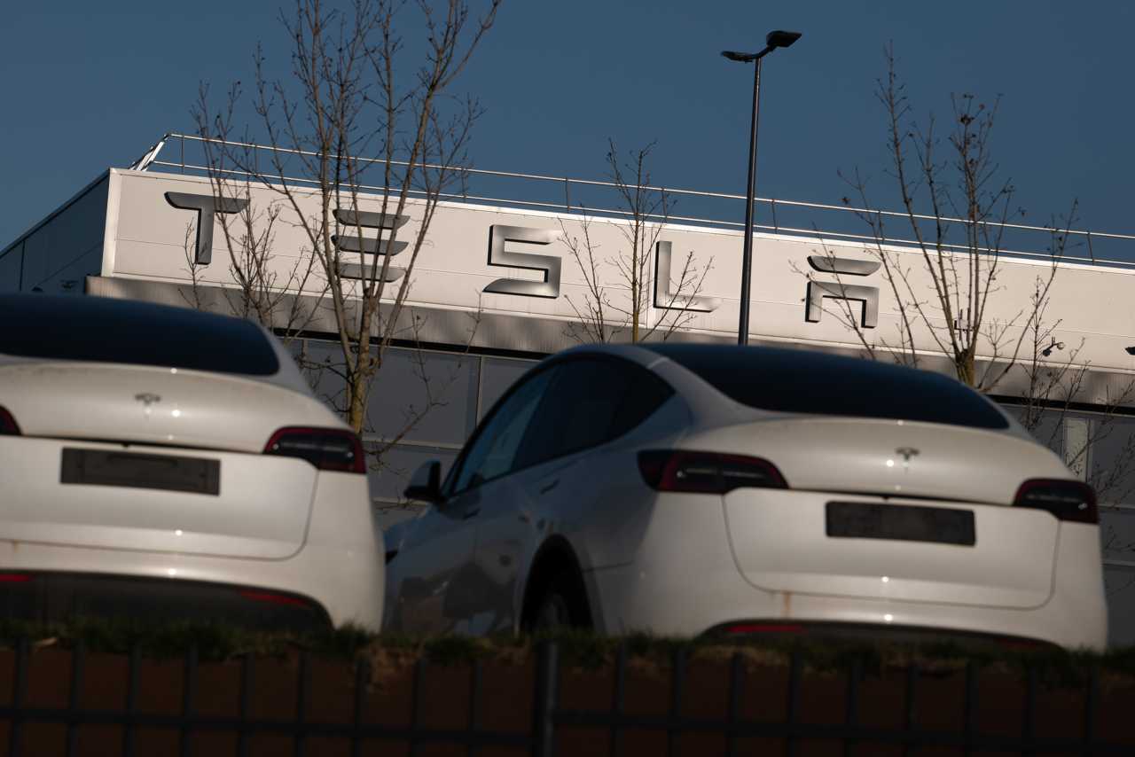 Tesla Stock Is Rising Again. Musk Might Drop His OpenAI Bid.