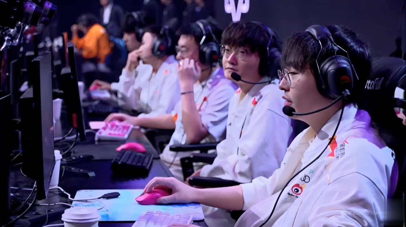 LOL：LPL：AL全胜晋级季后赛！