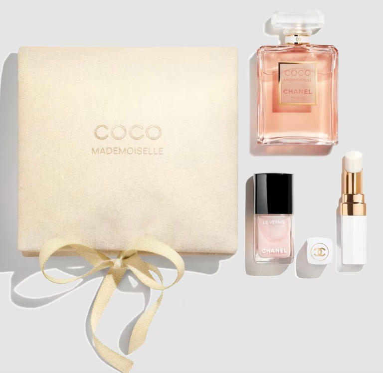 10+ best beauty gift sets for her in 2025: From Glossier to Charlotte ...