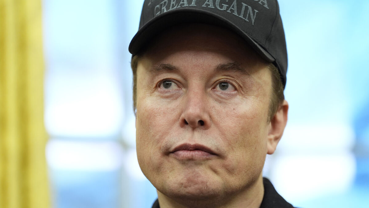 Elon Musk calls for US government to ‘delete entire agencies’