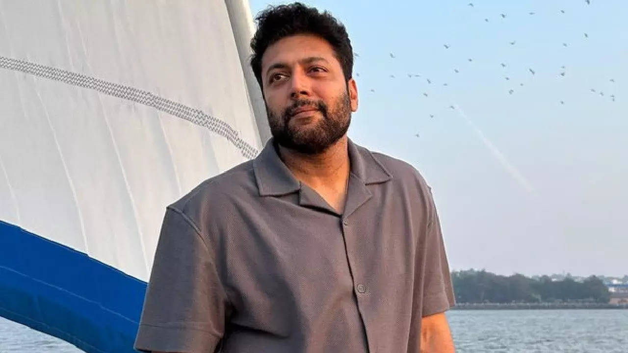 Ravi Mohan's latest VIDEO sparks dating rumours, as netizens spot ...