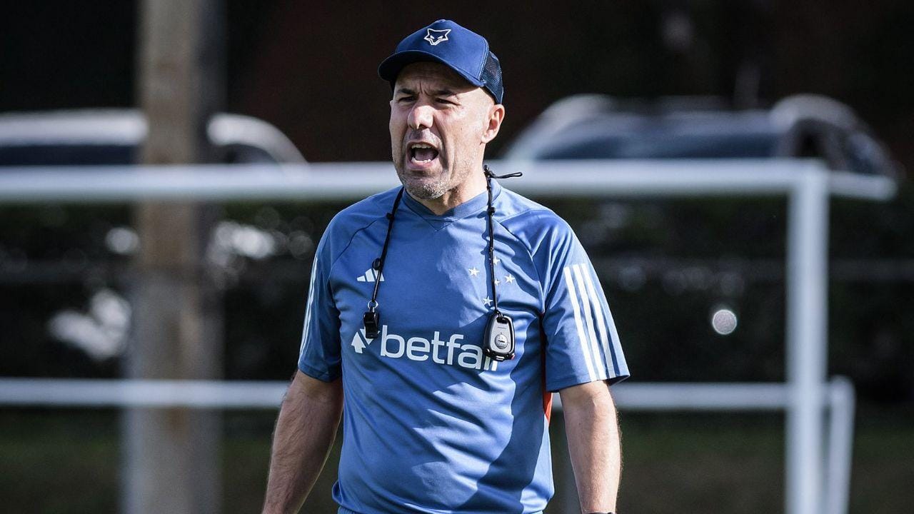 Leonardo Jardim deixa no ar continuidade no Cruzeiro: «Vamos pensar...»