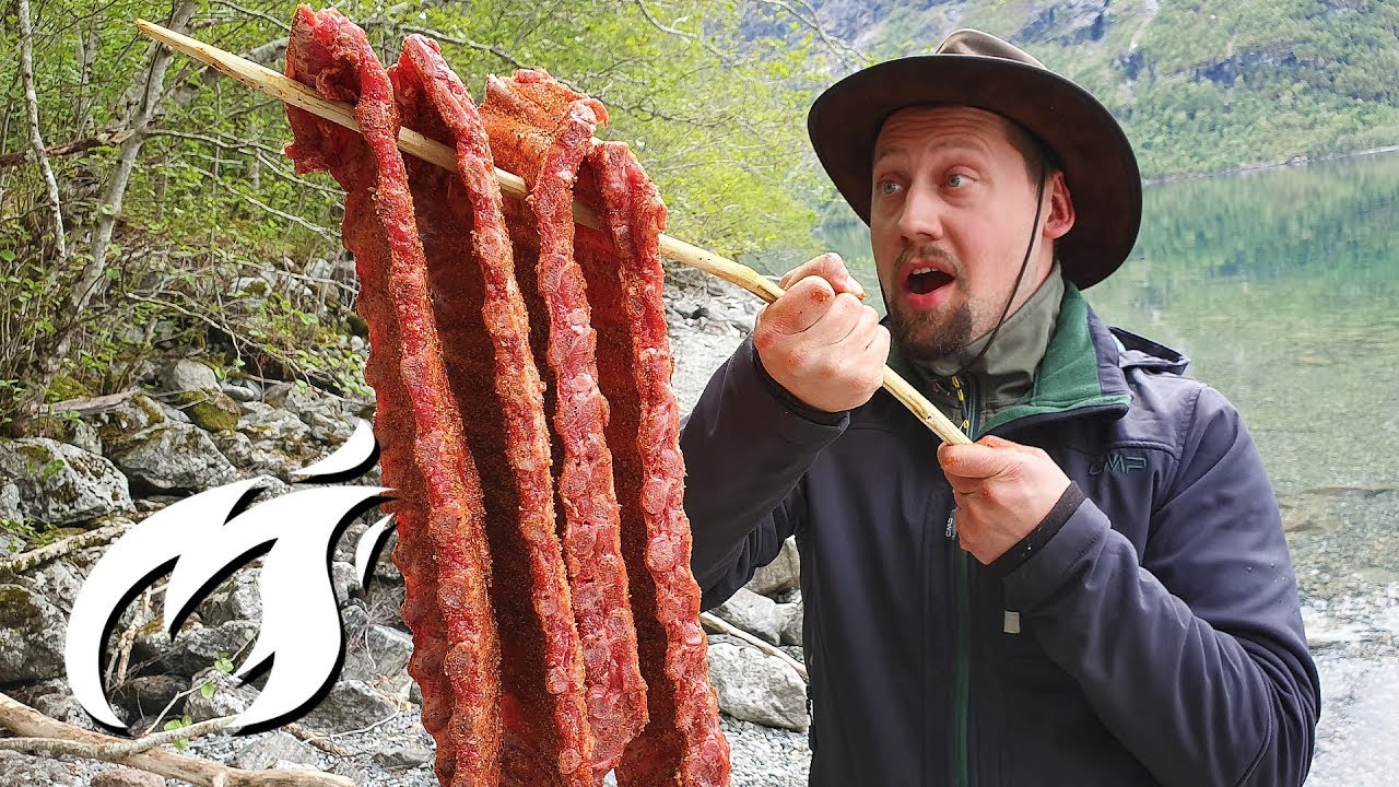 Smoky, Juicy Ribs – DIY Banana-Smoker & ASMR Magic!