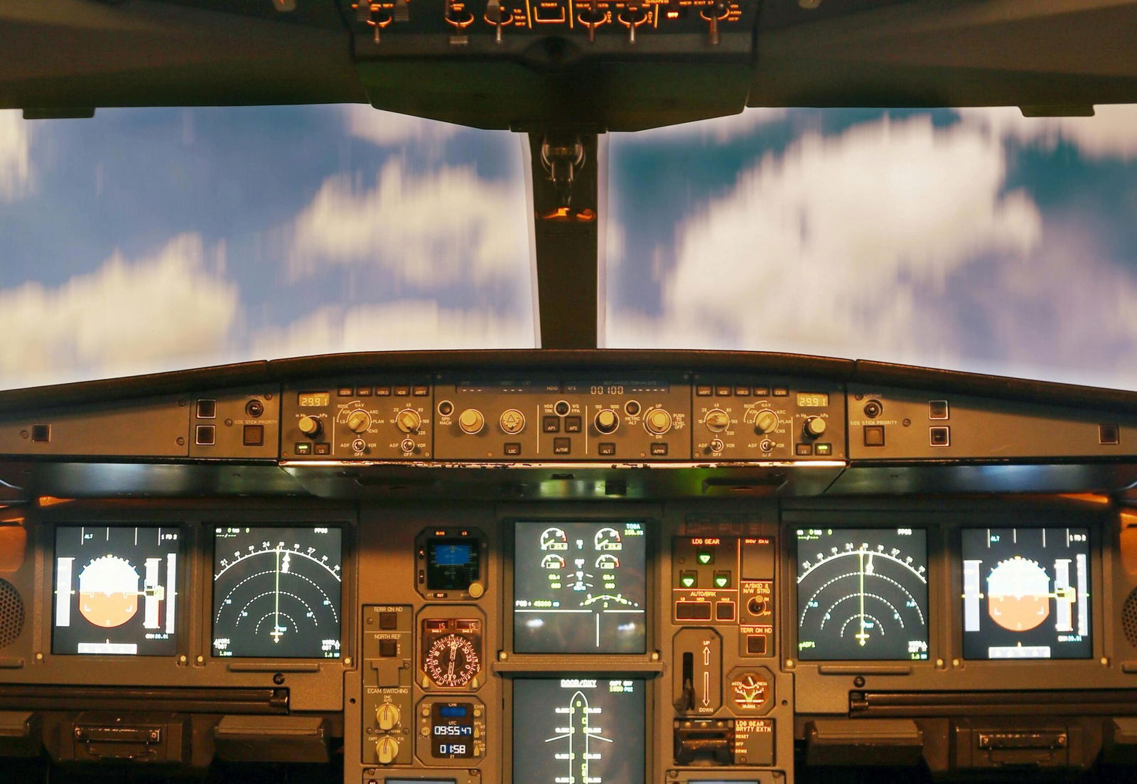 The Youngest Black Woman To Obtain A Pilot's License At 17-Years-Old Continues Studies At HBCU