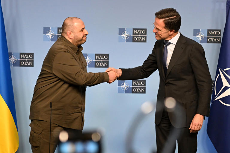 Nato-sjefen langer ut mot Putin: – Aldri igjen