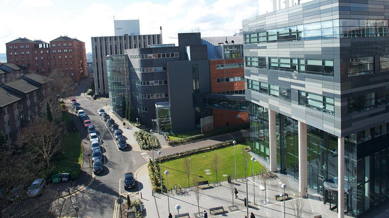 Study In Scotland: Strathclyde University Announces £5,000 Glasgow 850 ...