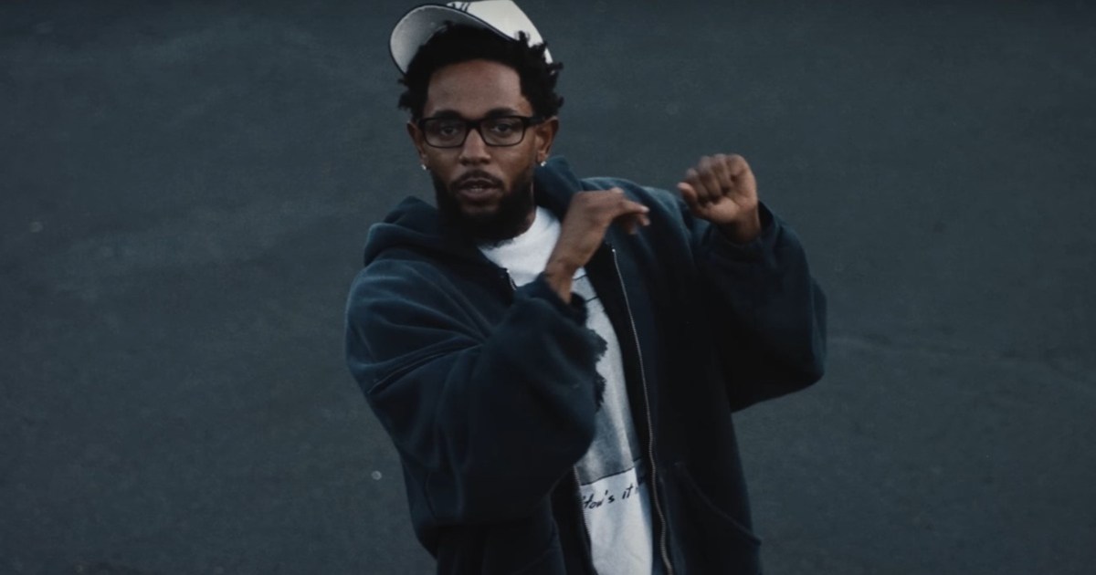 Kendrick Lamar's Smile & ‘Say Drake' Moment From Super Bowl Goes Viral ...