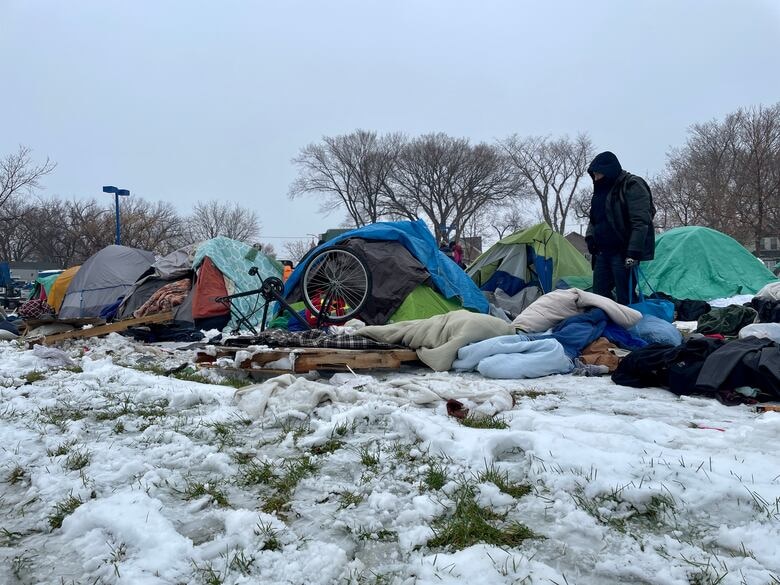 Sans-abrisme : « Le Nord de l’Ontario confronté à une défaillance ...