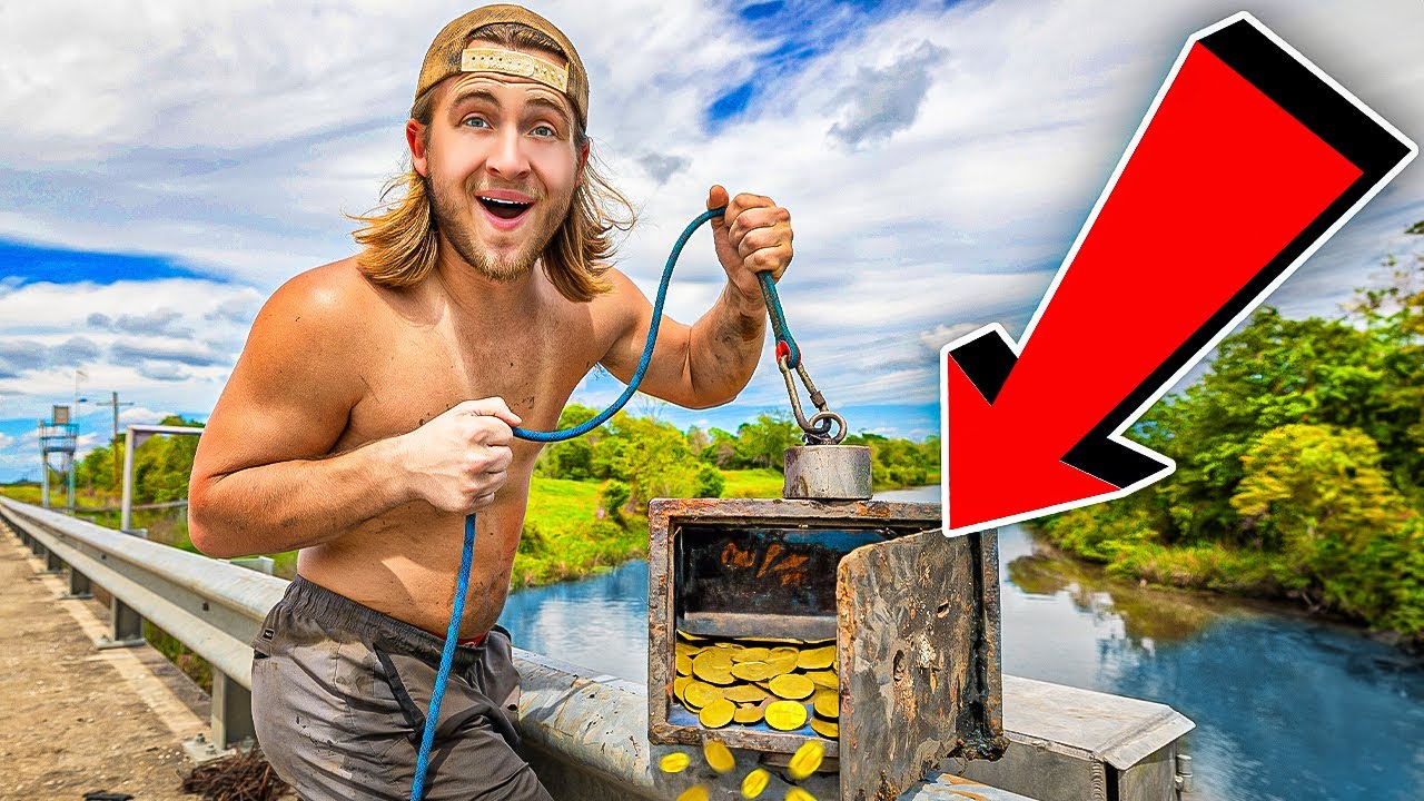 Mystery Safe Pulled From the Water – You Won’t Believe What’s Inside