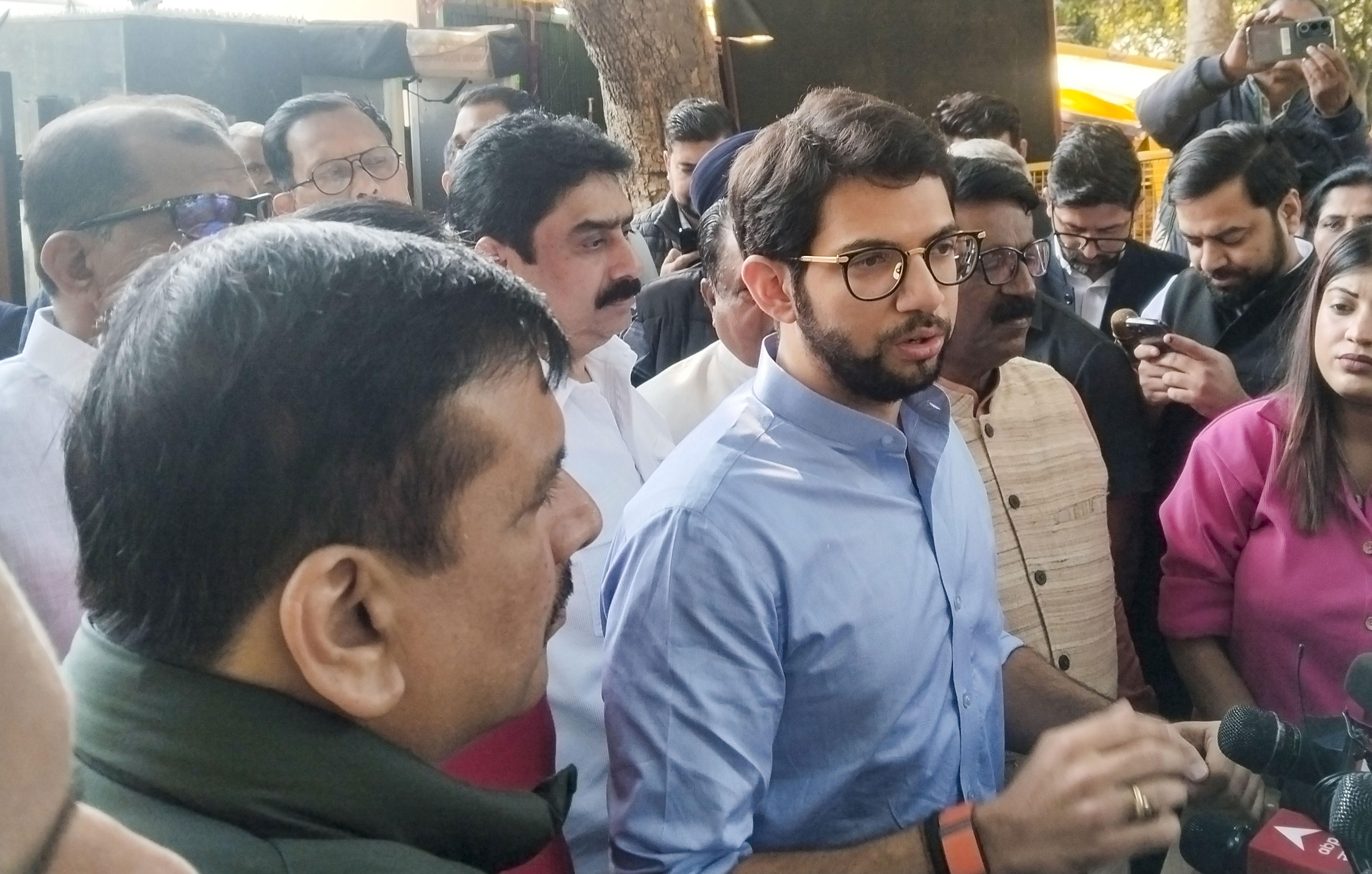 Aditya Thackeray meets Rahul Gandhi, Kejriwal; says need clarity on poll process