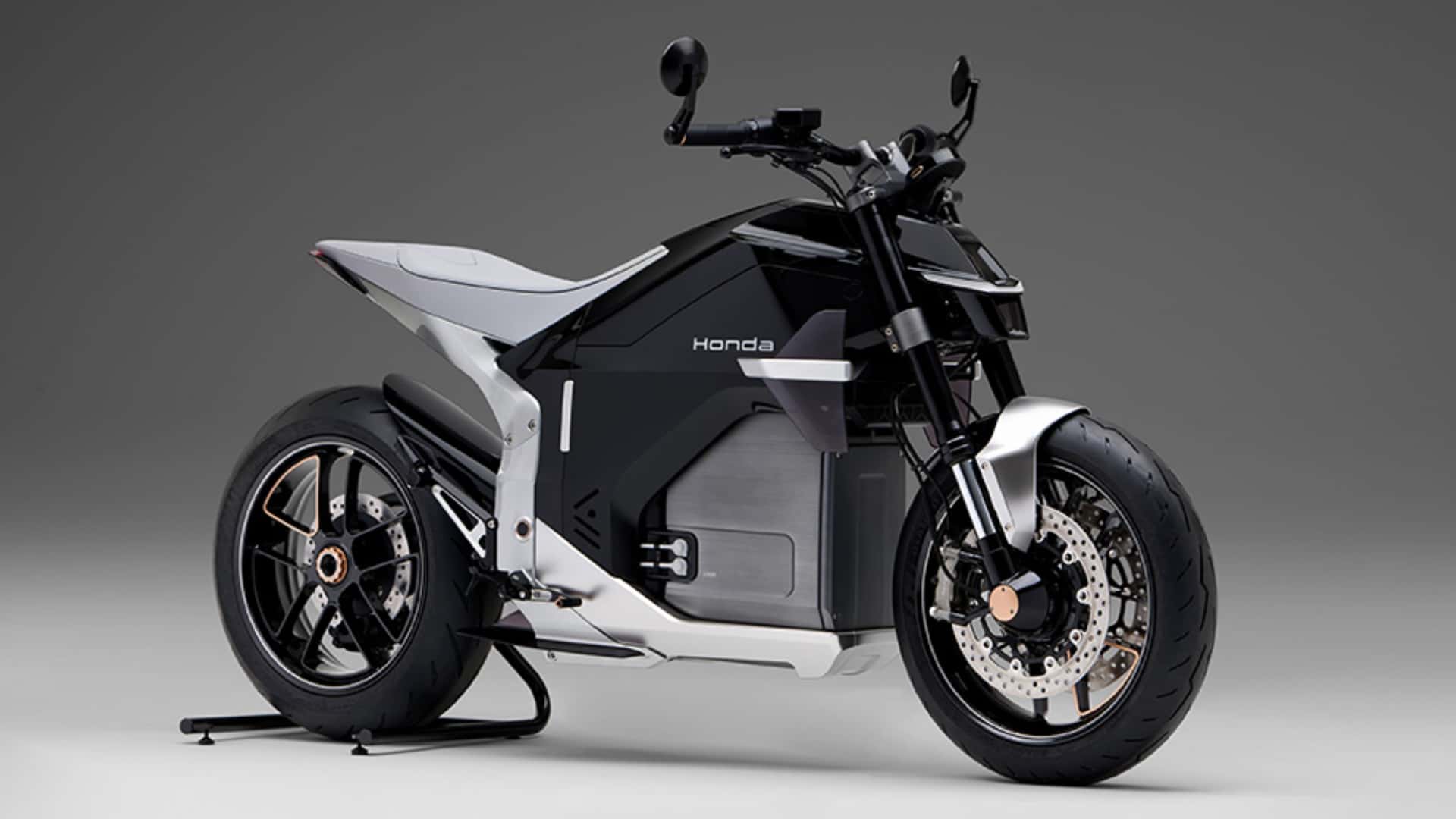 It Looks Like Honda’s First EV Motorcycle Is Finally Ready, and It'll ...