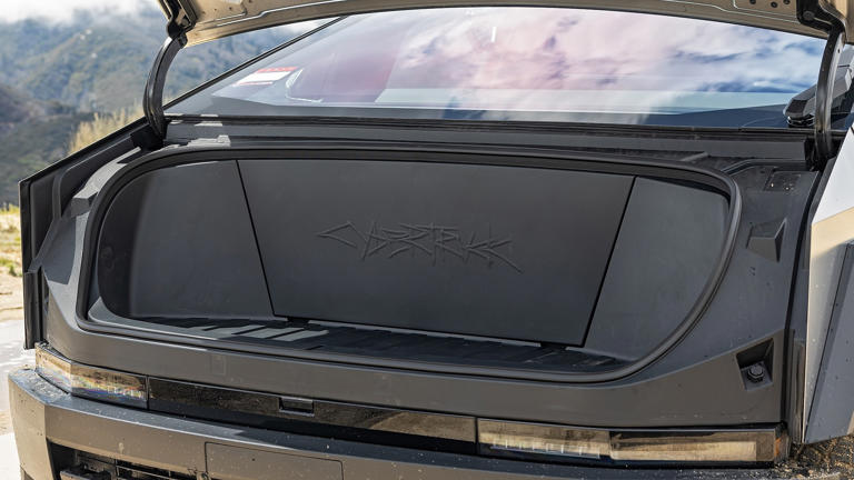 Ferrum Attraction: A New Way to Color the Tesla Cybertruck—With Magnets!