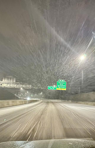 Oregon winter storm: School closures, road conditions, power outages