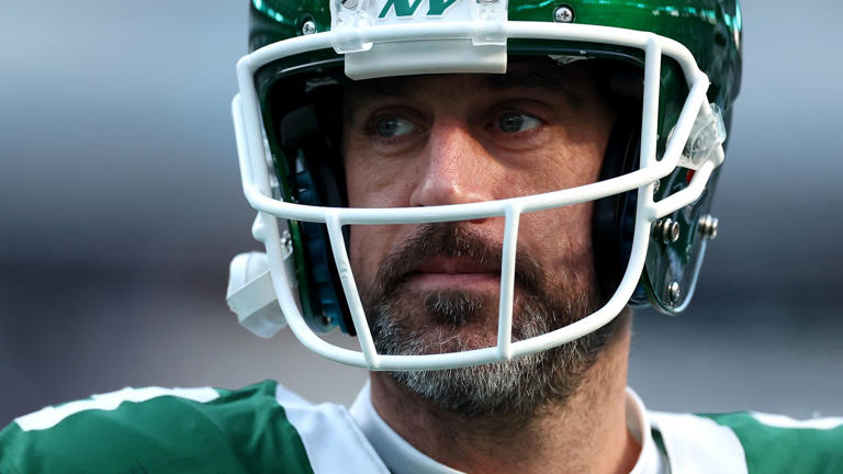 Aaron Rodgers out as Jets quarterback