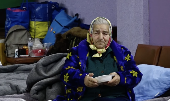 Escaping War: Ukrainian Evacuation Center Aids the Displaced