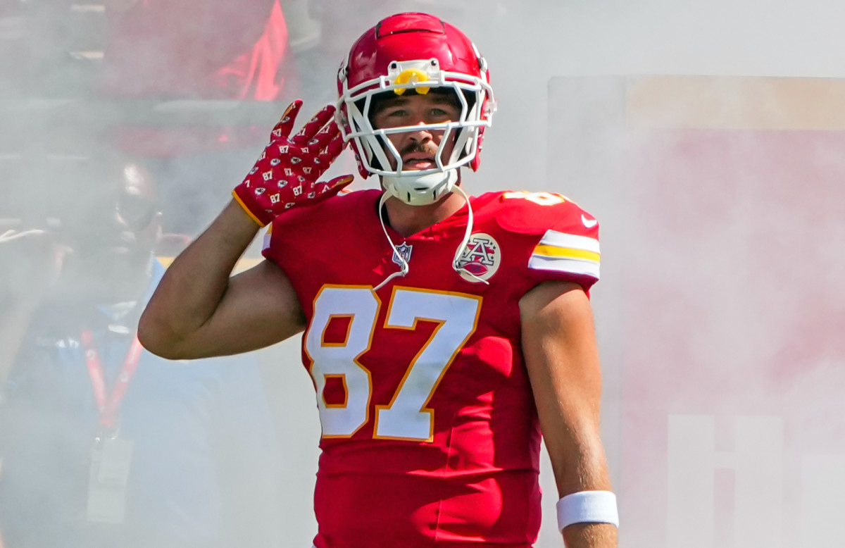 Chiefs Cut Travis Kelce? ‘Absurd' Move Pushed by NFL.com