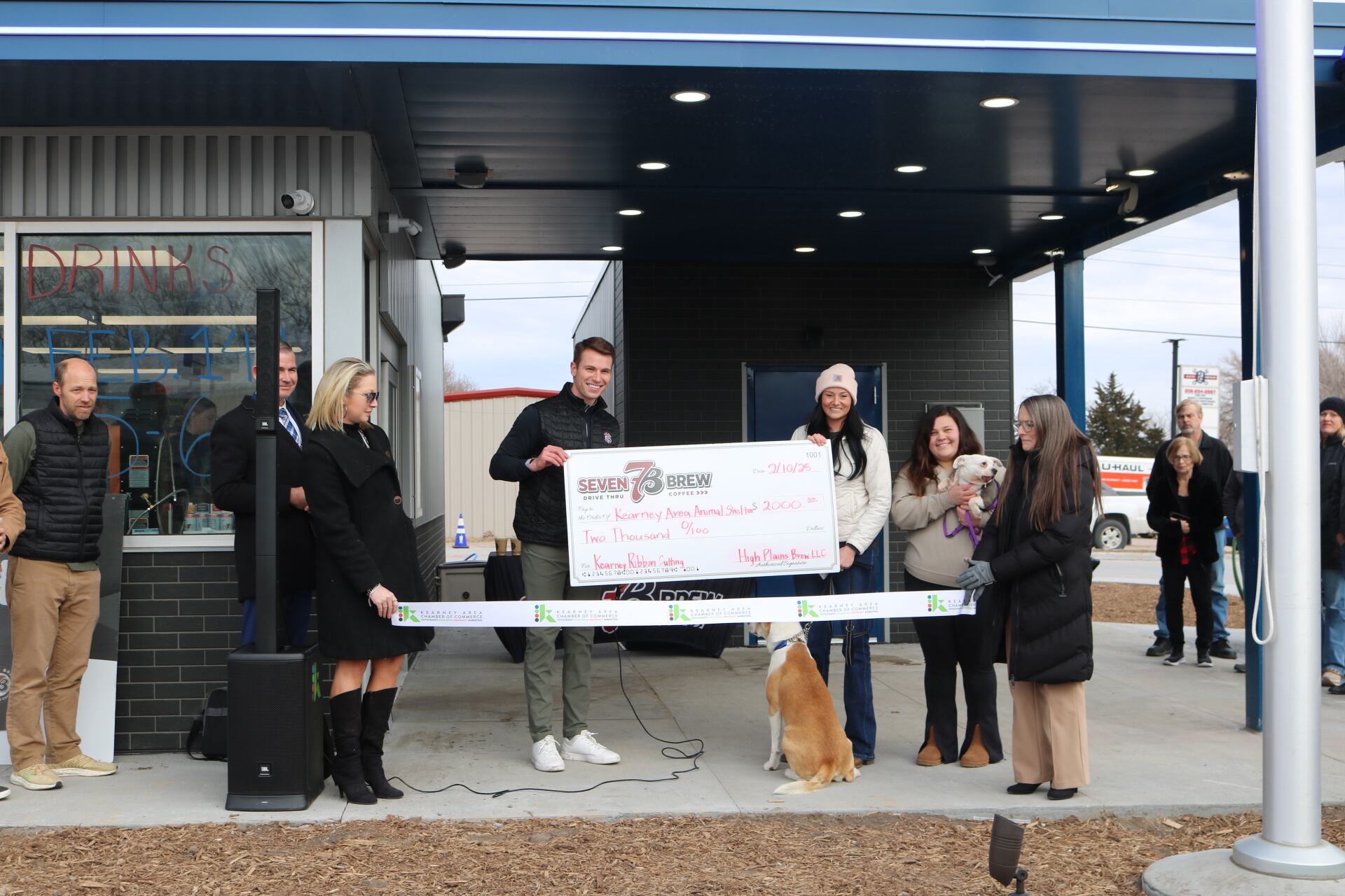 7 Brew cuts the ribbon in Kearney and donates $2,000 to local animal ...