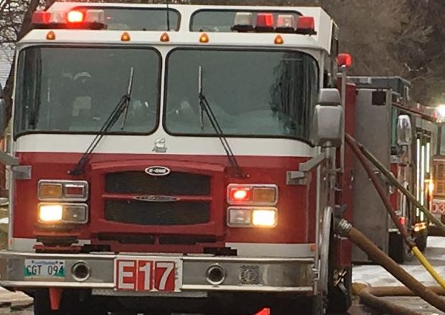 2 injured in busy morning for Winnipeg firefighters