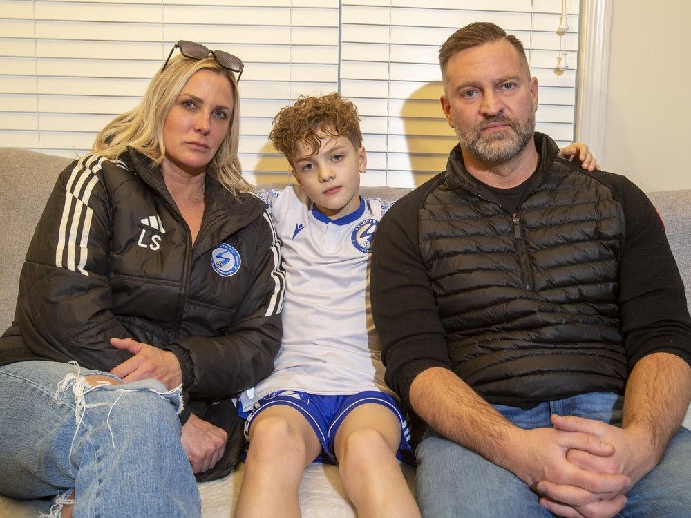 'Betrayed these kids': Edmonton youth soccer team scammed out of nearly ...