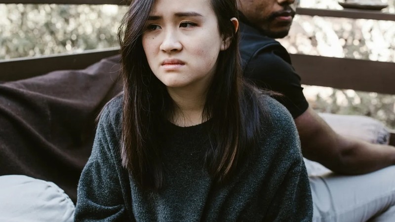 Is your partner playing the field? 10 red flags you can't ignore