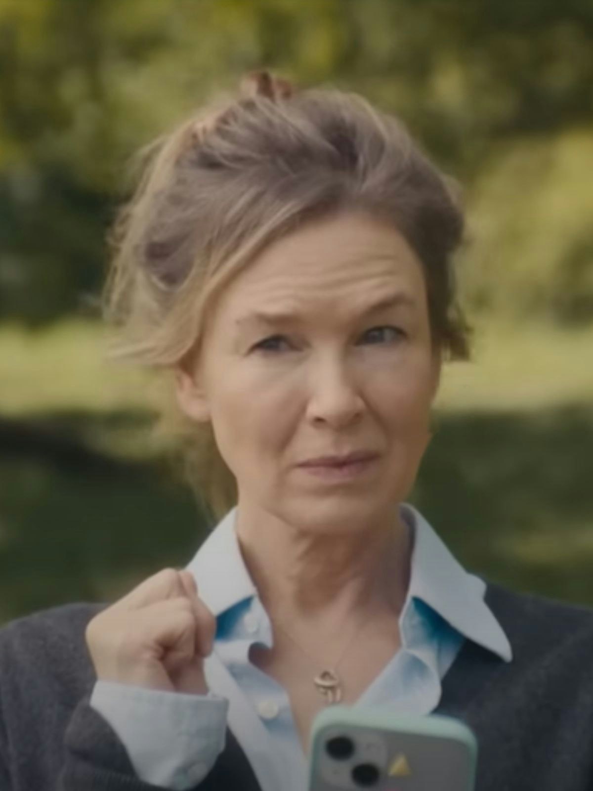 Bridget Jones’ Wardrobe Is Surprisingly Chic—Here’s Where To Shop Her ...