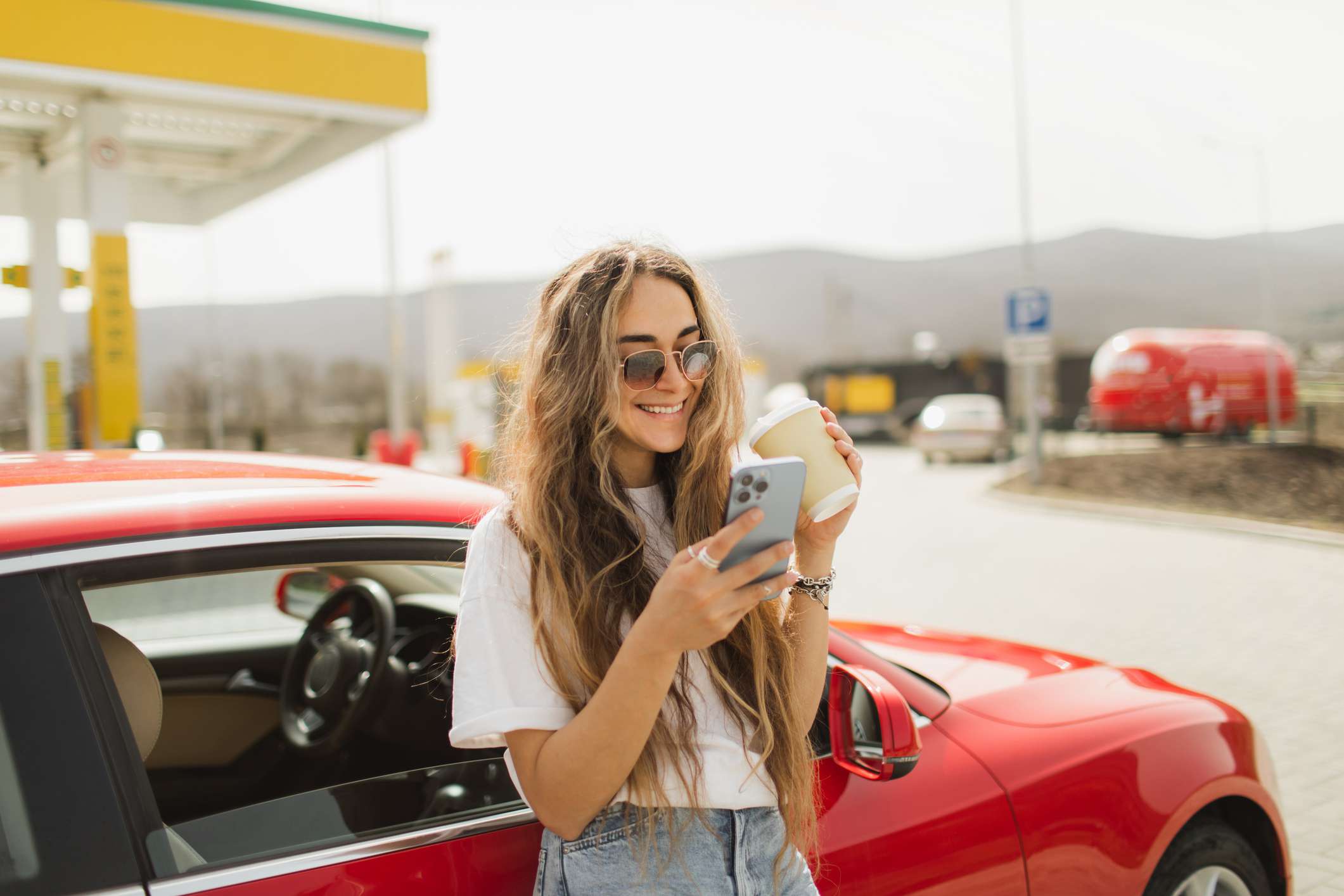 The Art of Texting After a First Date: What to Say and When to Say it