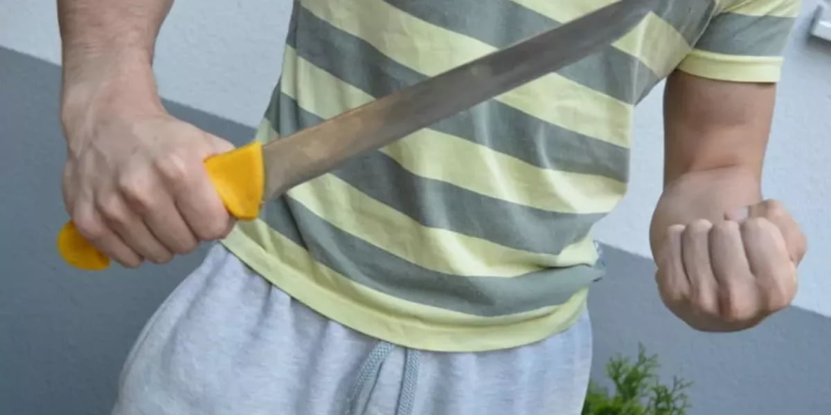 Mit dem Umbringen bedroht: 19-Jähriger zückte Fleischmesser