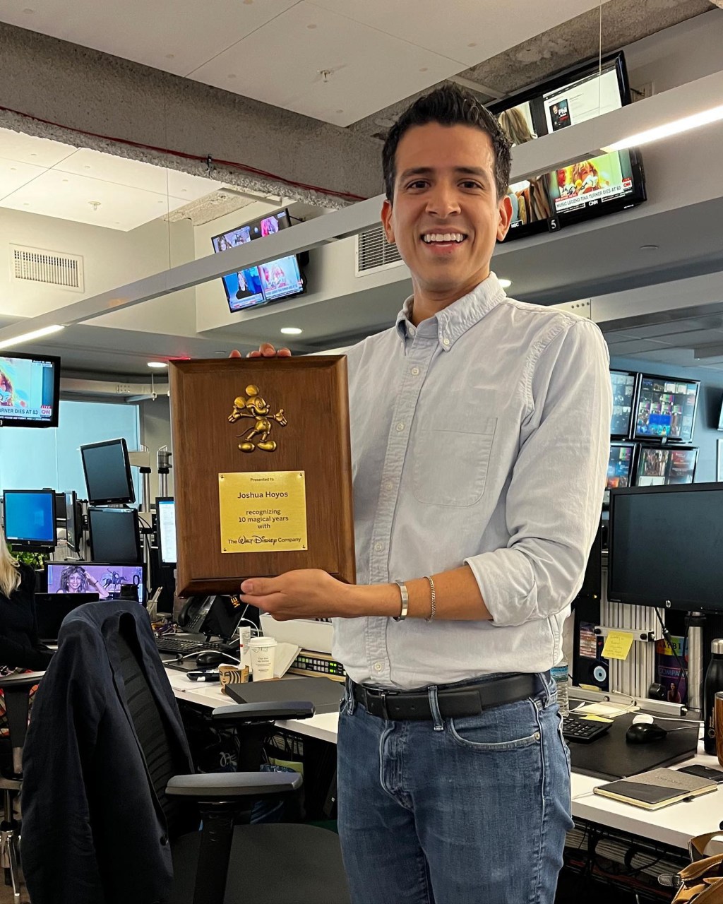 ABC News NY bureau chief Joshua Hoyos abruptly exits after HR probe ...